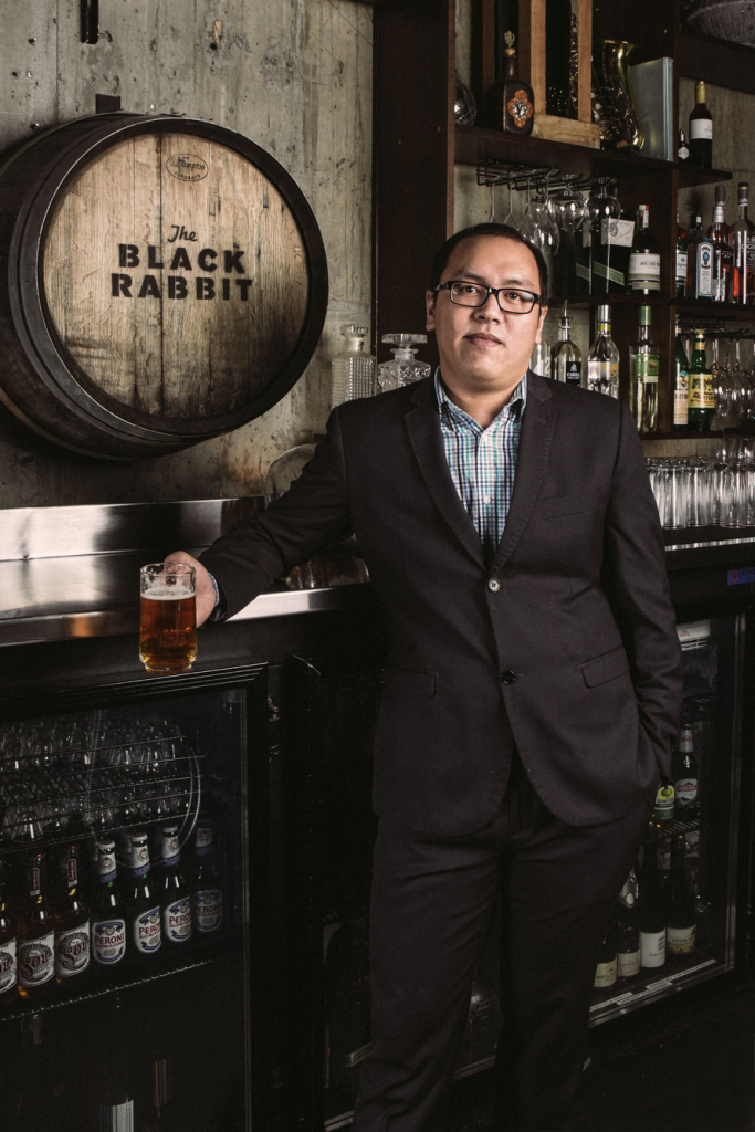 Adrian Sommer – Black Rabbit Bar